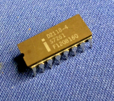 D2118-4 INTEL D2118 16-PIN CERDIP DRAM RARE VINTAGE 1981 COLLECTIBLE ...