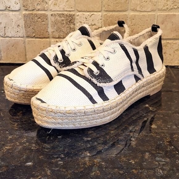 Dolce Vita White and Black Canvas Shoes with Thicker Straw Bottom Sole ...