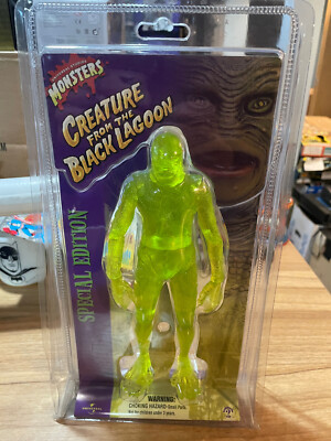 Sideshow Creature From Black Lagoon GLOW Translucent Figure Universal ...