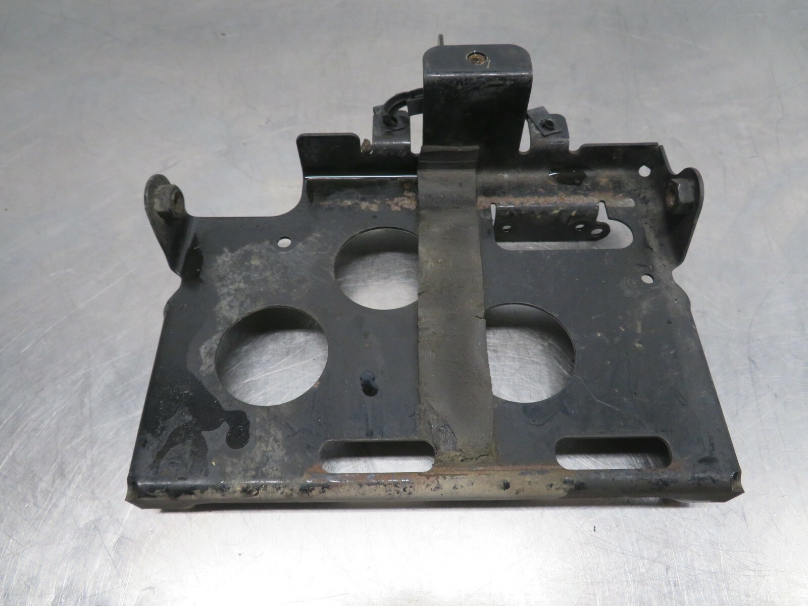 EB611 2008 08 VICTORY VISION BATTERY MOUNT BLK | eBay