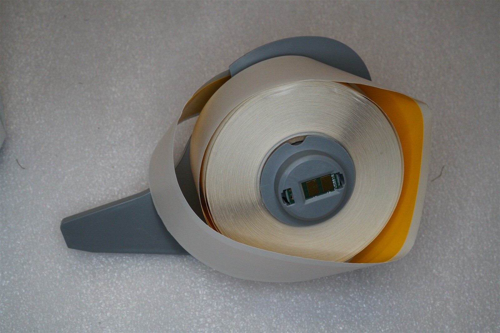 Brady M71c-1000-595-yl Bmp71 Tape B-595 Indoor/outdoor Vinyl Film Size ...