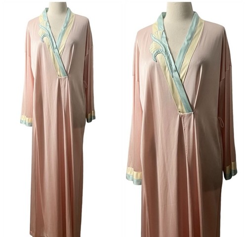 Vintage 1970’s Long Pink Vanity Fair Robe, Soft & Lightweight, Marked a Small | eBay