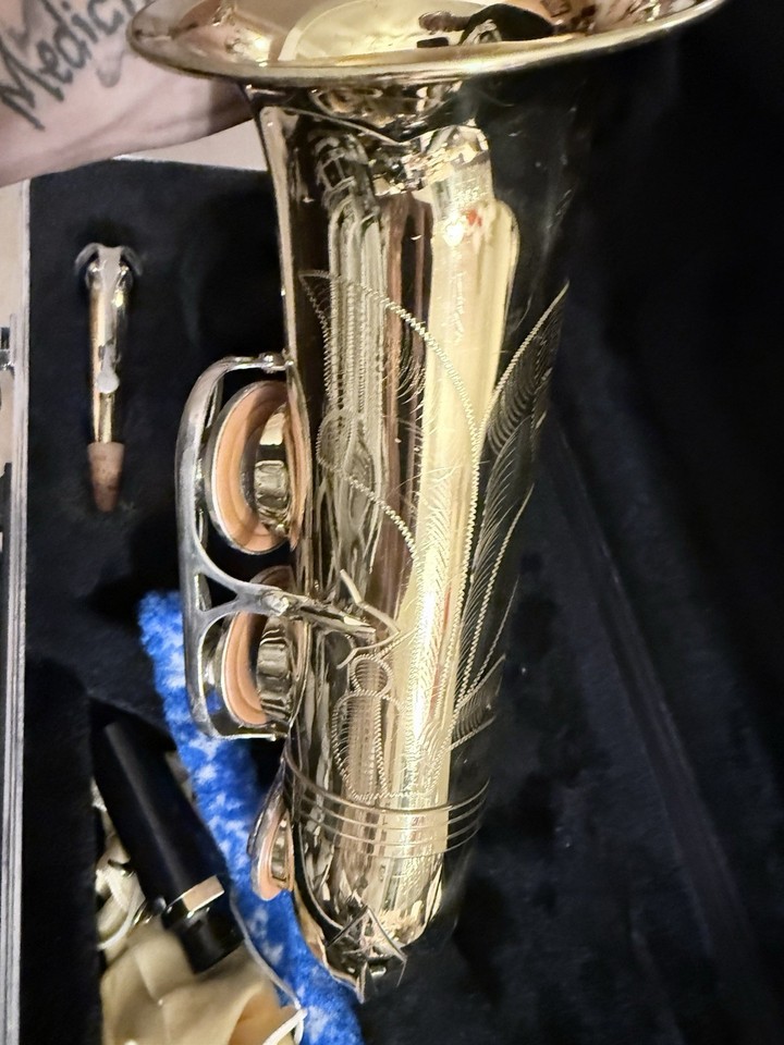 Selmer AS500 Alto Saxophone with Mouthpiece and Hard Case | eBay