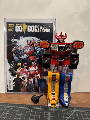 1991 Mighty Morphin Power Rangers 9" Megazord w/ Punching Fist Bandai ...