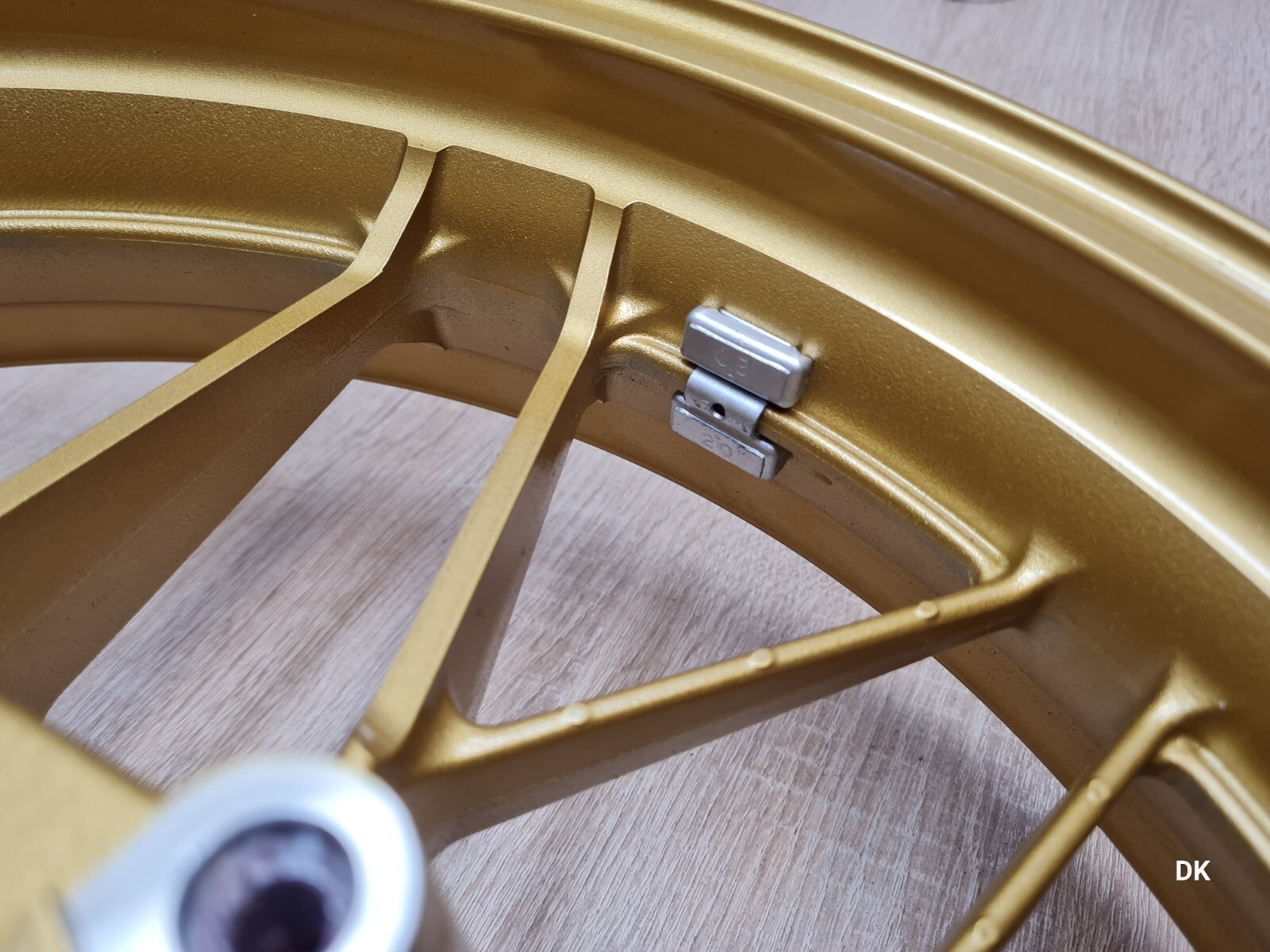 Kawasaki Z900RS BENTED Front Wheel RIM GOLD | eBay