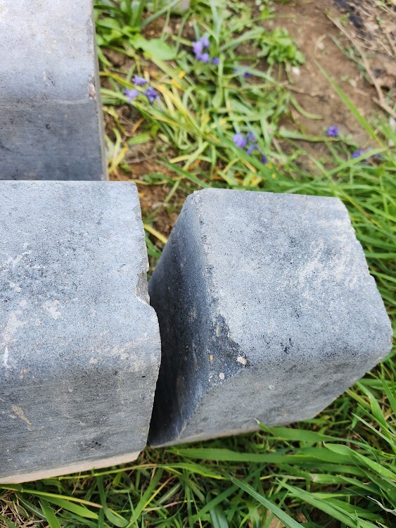 Grey Block kerb Stones (L)200mm (W)100mm (T)125mm x 8 | eBay UK