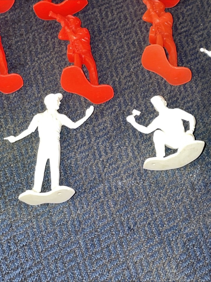 Vintage PP Plastic Race Track Pit Crew Figures Slot Car Red And White ...