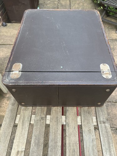 Vintage Hanging Rev-Robe Train Suitcase (Revelation Luggage, Leather ...