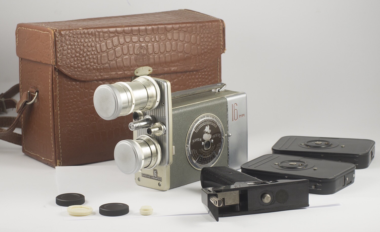 KIEV 16C-2 16 CINEMA CAMERA RO-51 F/2.8 20mm Industar 50 F/3.5 50m NEAR ...