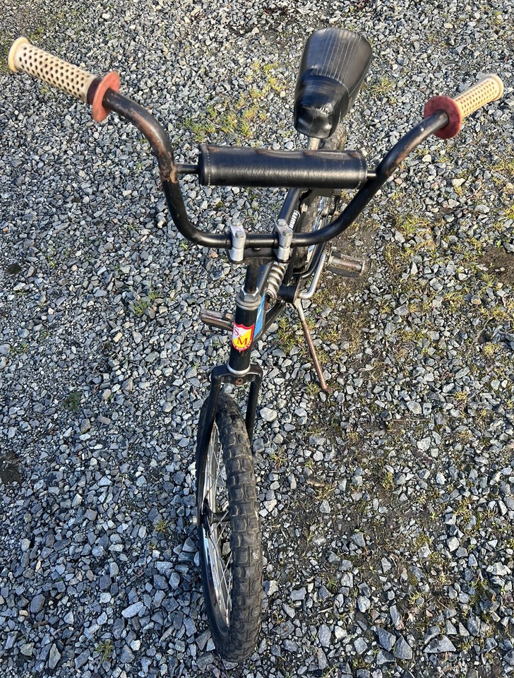 Vintage 1970s Huffy Mono-Shock BMX Bicycle - With Original Wheels ...