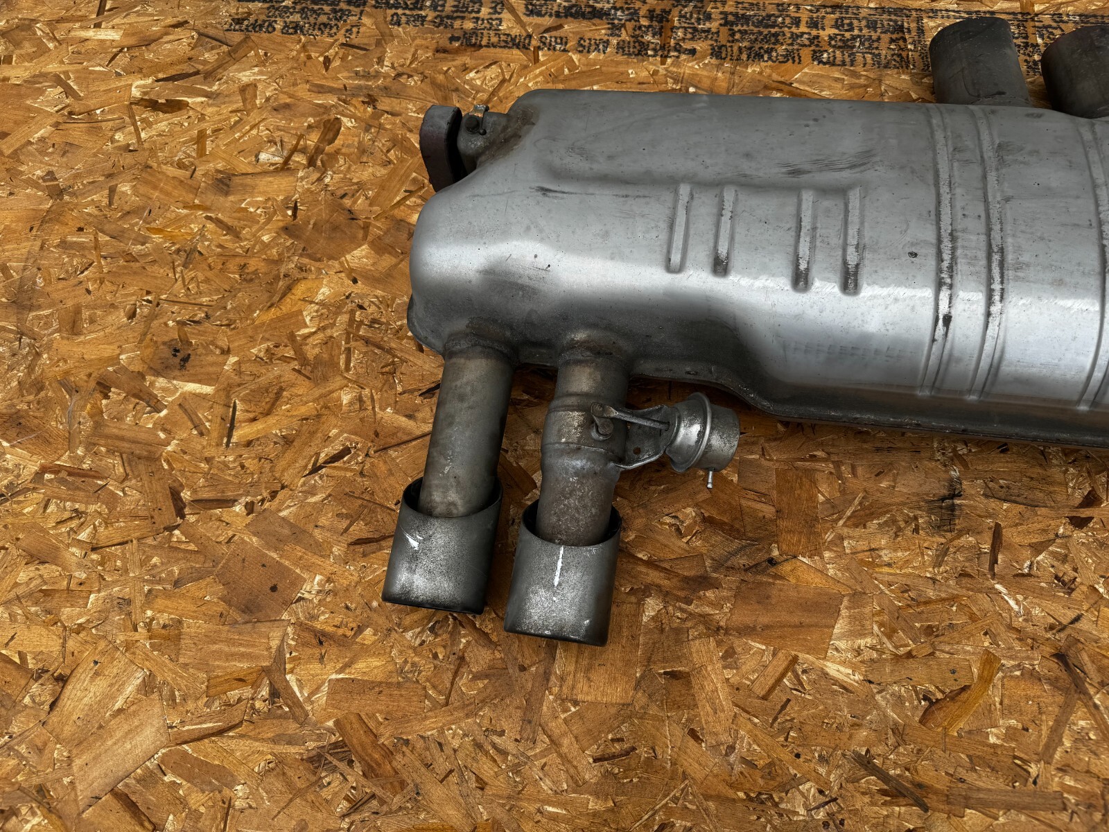 2010-2013 BMW E71 E70 X5M X6M Rear Muffler Exhaust Dual Tip M Sport ...