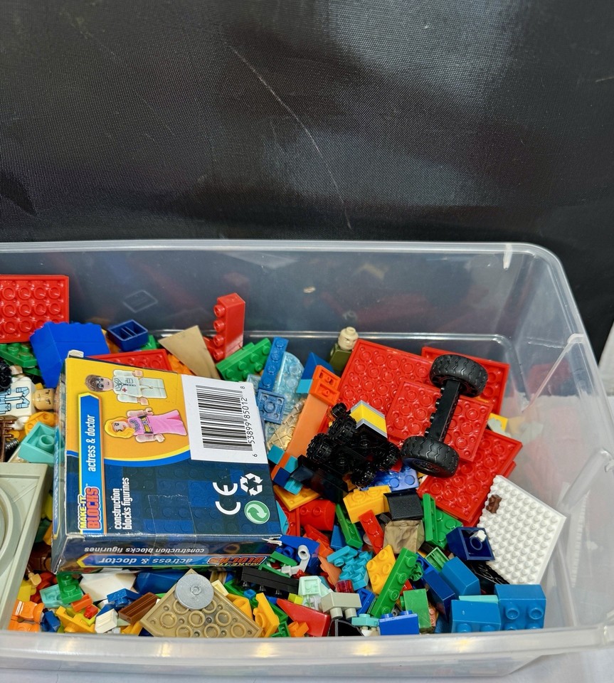 Over 2 Lbs of Mostly MEGA BLOKS Construx Building Blocks Bricks Pcs NON ...