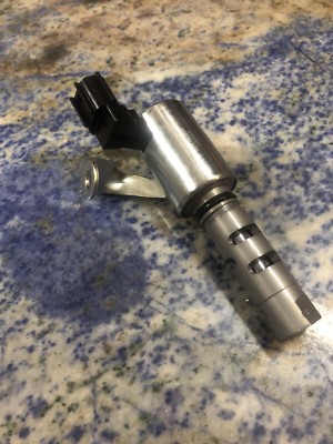 VVT VARIABLE VALVE TIMING SOLENOID 15340-0P010 15340-31010 V6 1GRFE 4 ...