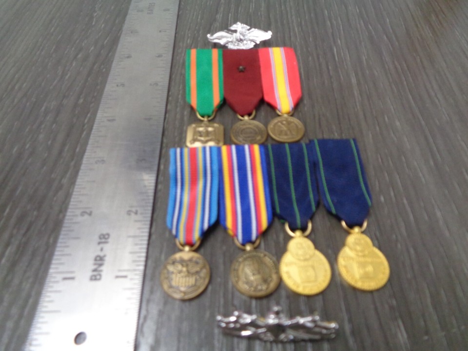 MINI SIZE MEDAL SET 7 MEDALS MOUNTED UNITED STATES ENLISTED USN PLUS ...