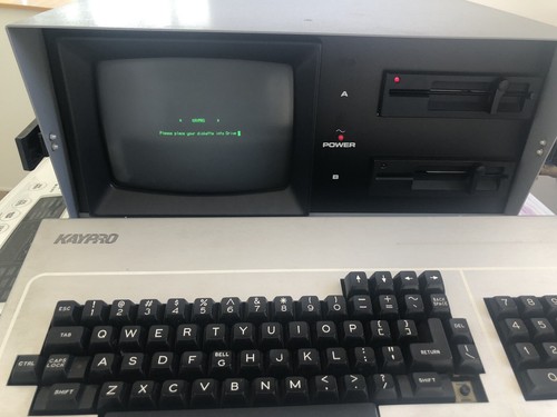 VINTAGE KAYPRO 2 DESKTOP COMPUTER WITH KEYBOARD AS IS | eBay