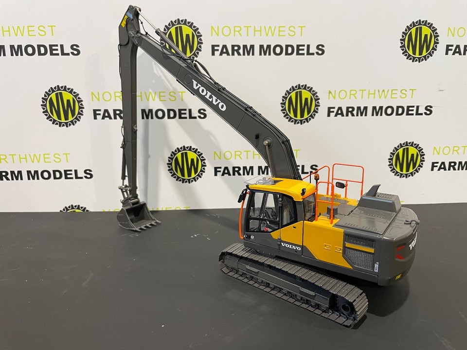 AT COLLECTIONS 1:32 SCALE VOLVO EC220ELR LONG REACH EXCAVATOR | eBay UK