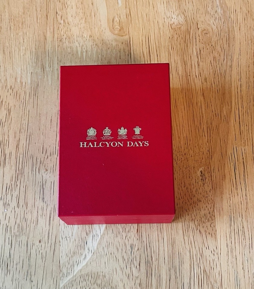Halcyon Days Enamel Pill Box. Christmas 2005 | eBay UK