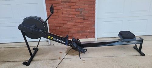 Concept 2 Model D RowErg Indoor Rowing Machine with PM5 Performance ...