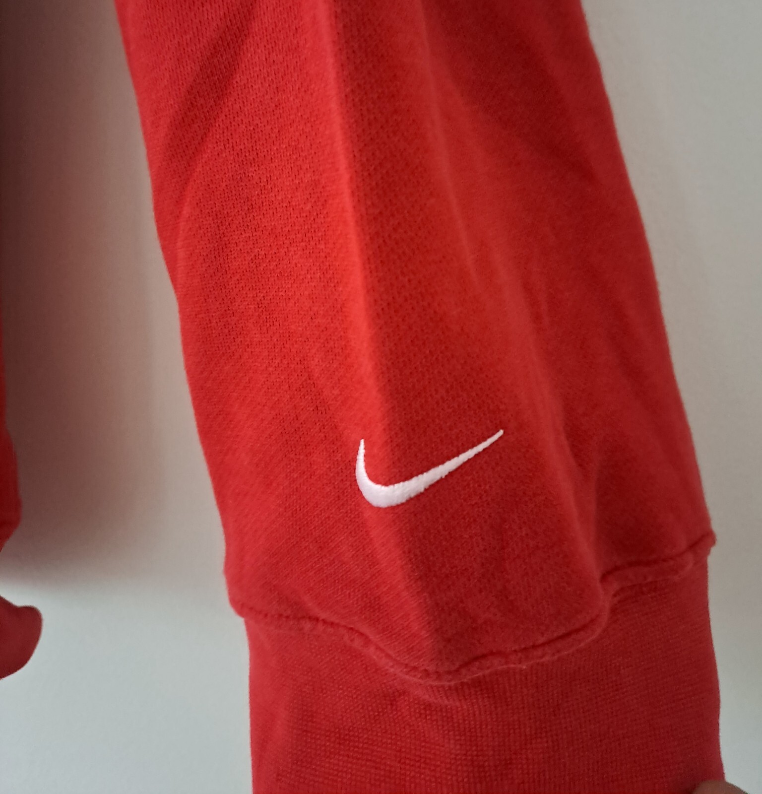 Vintage Nike Crew Neck Jumper Early 2000s Silver Tag - RED Size Medium ...