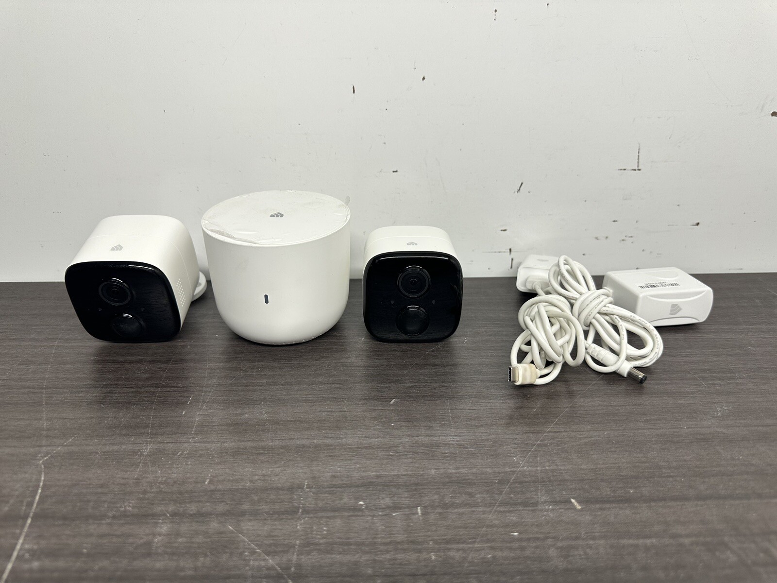 TP-LINK KH310 Kasa Spot 1080p HD Smart Wi-fi Security Indoor Camera ...