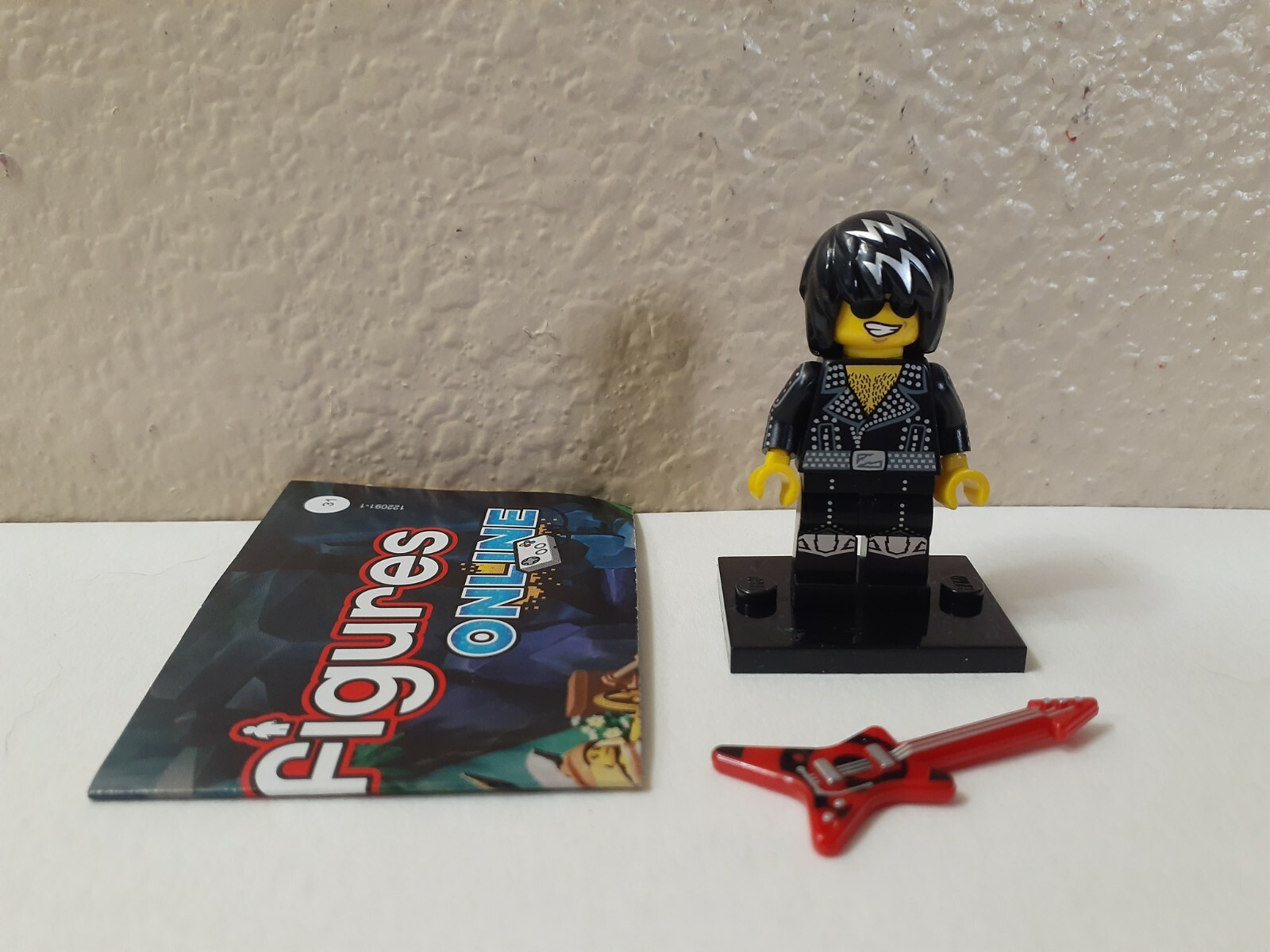 LEGO Minifigures Series 12 Rockstar Minifigure (71007) | eBay