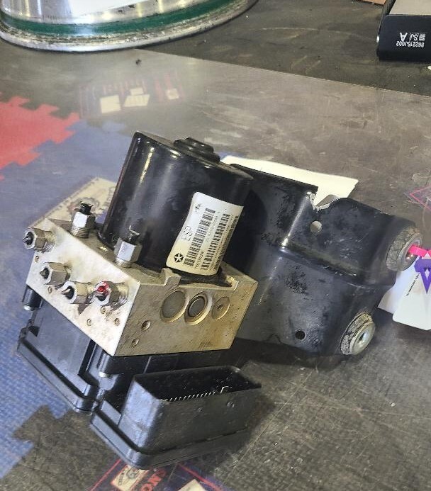 2014-2016 Dodge Truck Ram 1500 ABS Ant-lock Brake Pump Module Assembly ...