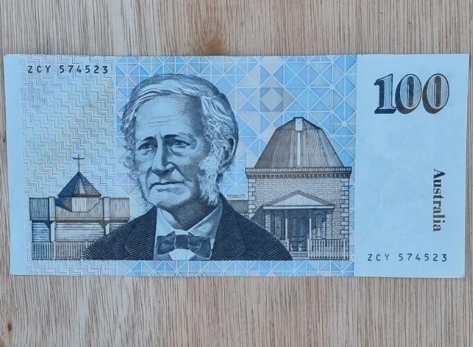 Australian 100 Dollar Notes