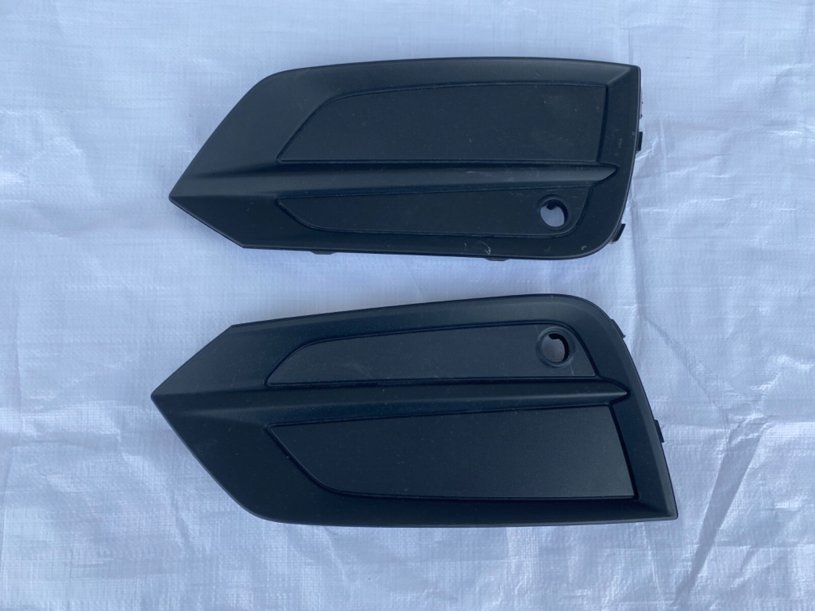 2018 2019 2020 Volvo XC60 Front Bumper fog light trim panel cover L&R ...