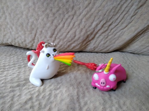 Exploding Kittens 2017 Backpack Hanger Keychain Lot Of 2 Barfing Cat ...