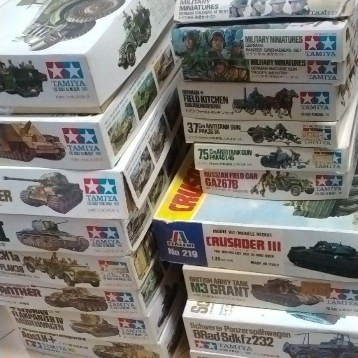 Tamiya Plastic Model Army tank track infantry Set of 25 + 1 | eBay