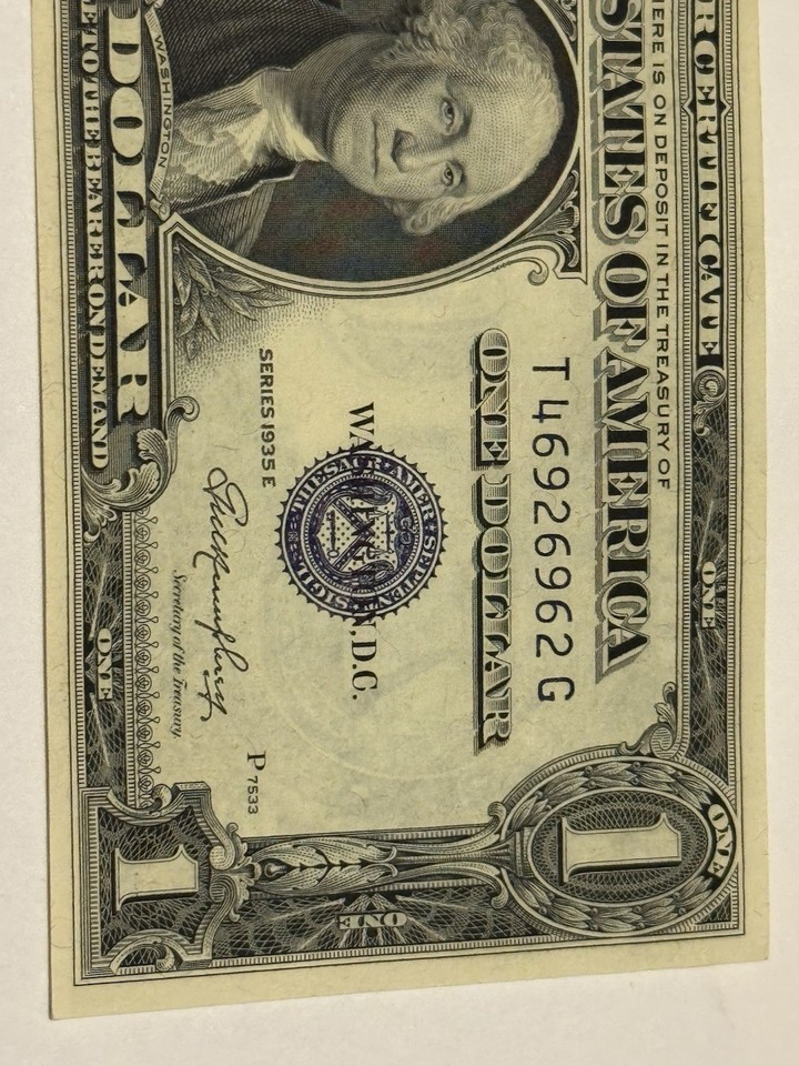 1935 one dollar blue seal series E silver note Mint No Folds- Perfect ...