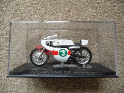 Deagostini Yamaha RD05 250 Motorcycle 1968 3 Phil Read MIB SEALED 1:24 ...