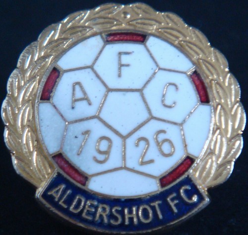 ALDERSHOT AFC Vintage club crest type badge Brooch pin In gilt 26mm x ...