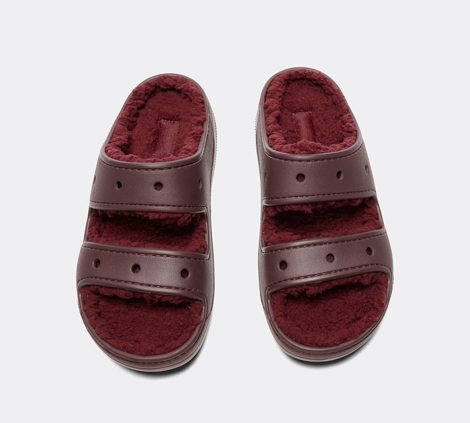 NEW! CROCS CLASSIC COZZZY SANDAL Dark Cherry Fuzzy Fur Lined Slippers ...