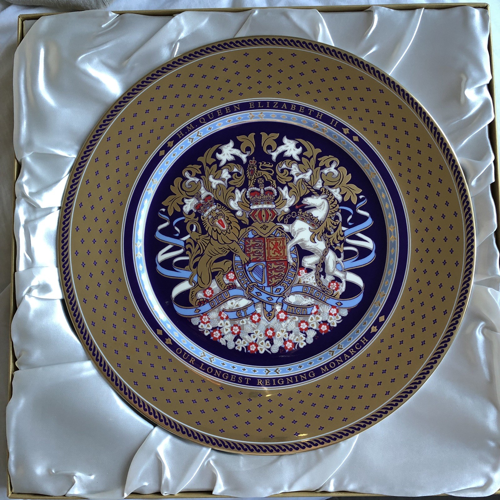 Queen Elizabeth II - Longest Reigning Monarch plate - Rare Ltd Ed 153/ ...