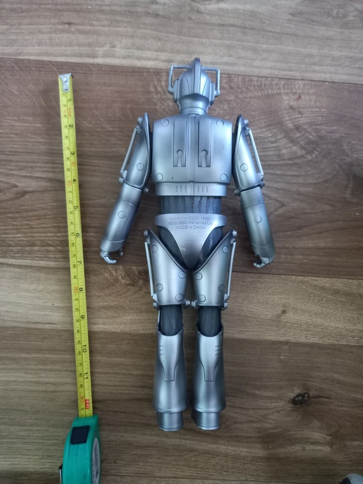 DOCTOR WHO ACTION FIGURE 12" Inch CYBERMAN 2006 BBC | eBay UK