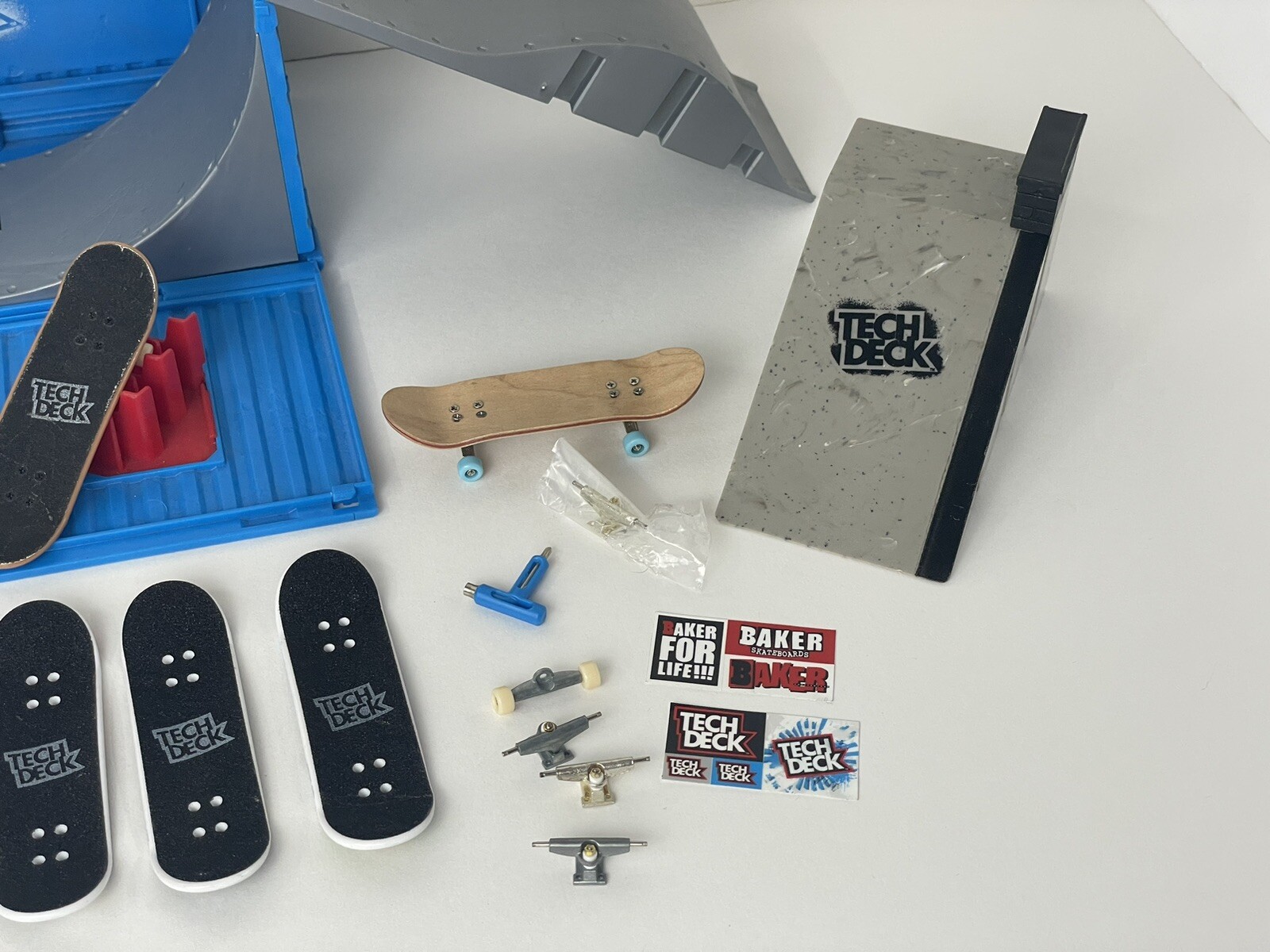 TECH DECK - Transforming SK8 Container Ramp Set + Extra Ramps ...