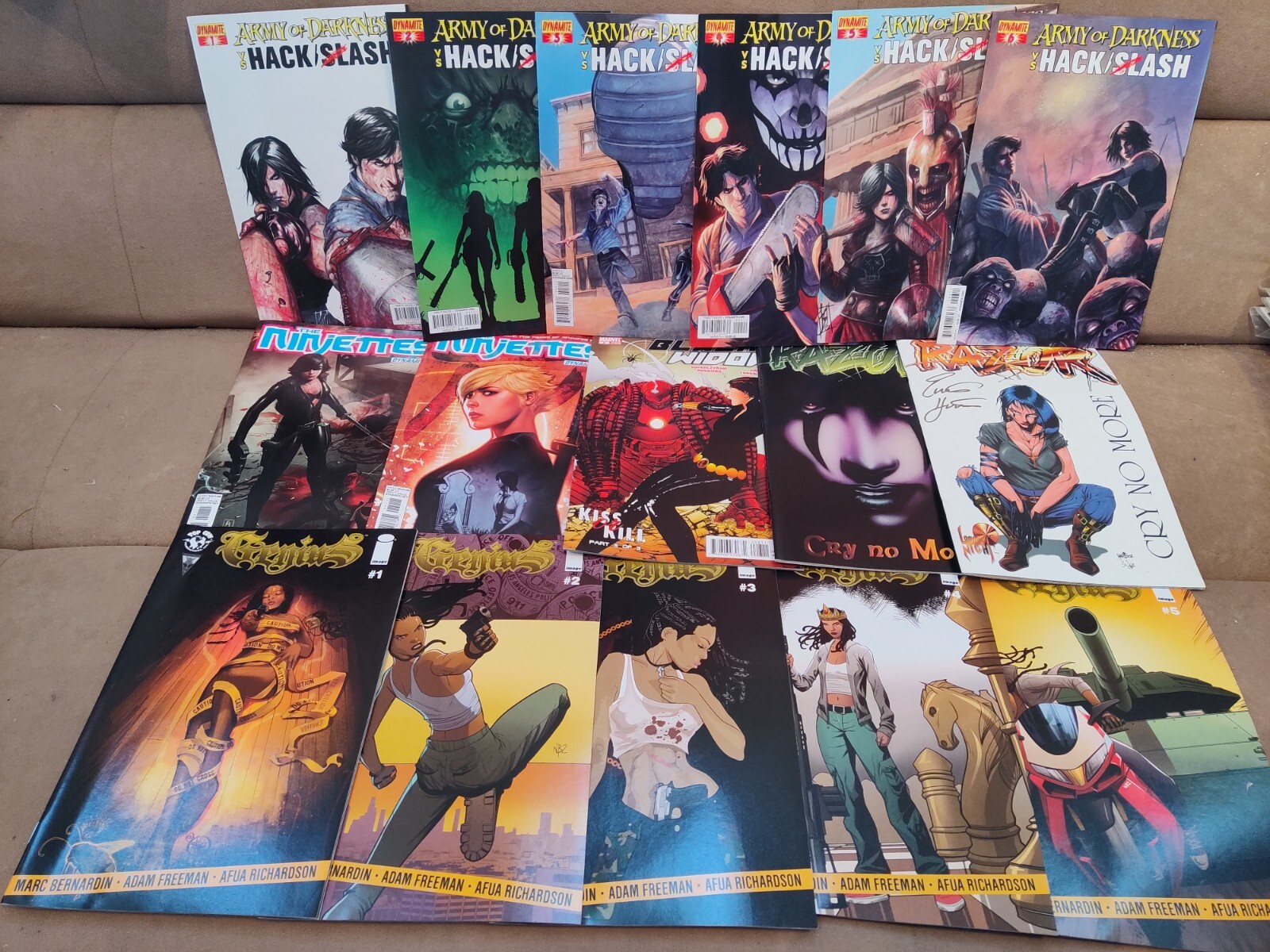 Lot of 16 Bad Girl Comics (Hack/Slash, Black Widow, Razor, Ninjettes ...