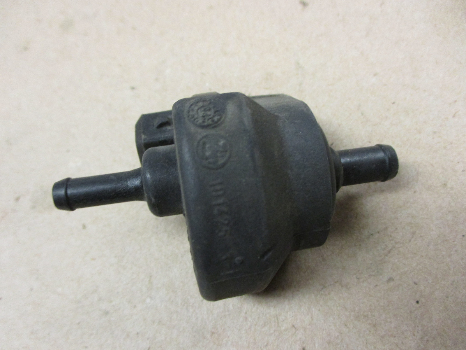 BMW R1100RT R1100GS R1150RT fuel tank breather valve | eBay