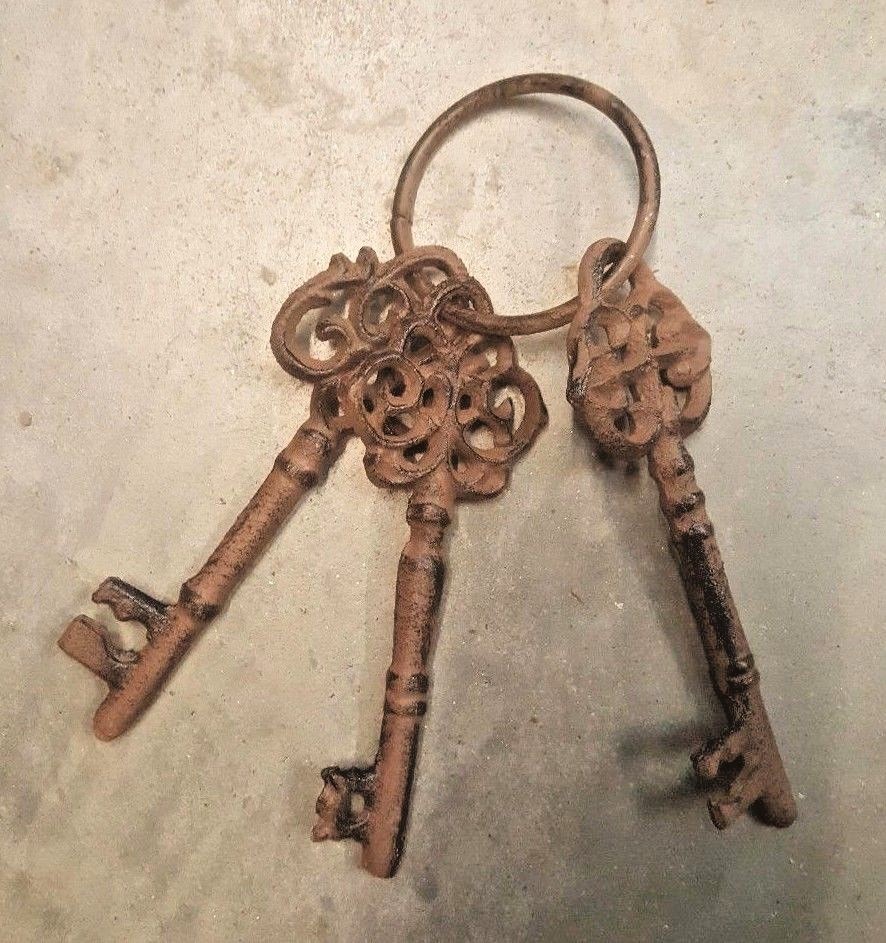 3 Victorian Keys on Keyring Skeleton Church Key rustic brown Cast Iron ...