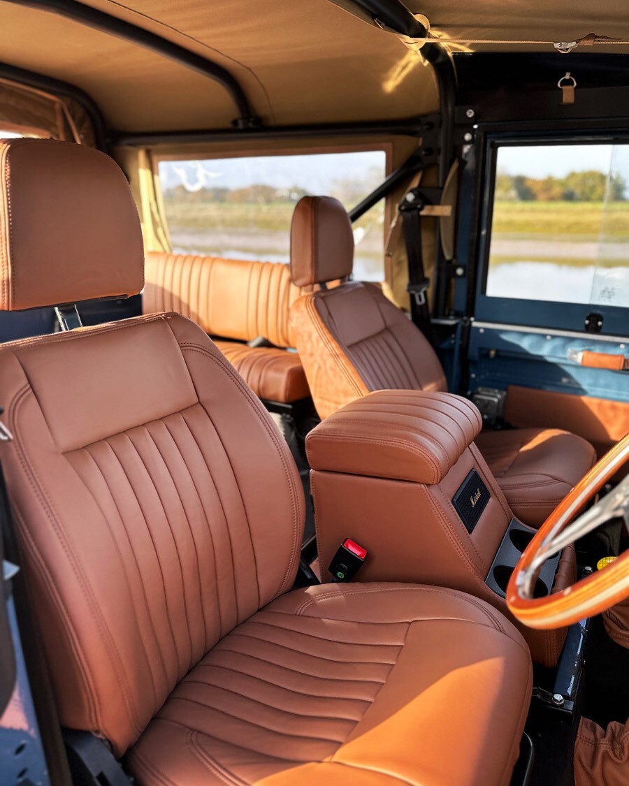 Land Rover Defender 90 110 TD5 TDI Tan Fluted Leather Front Seat Pair