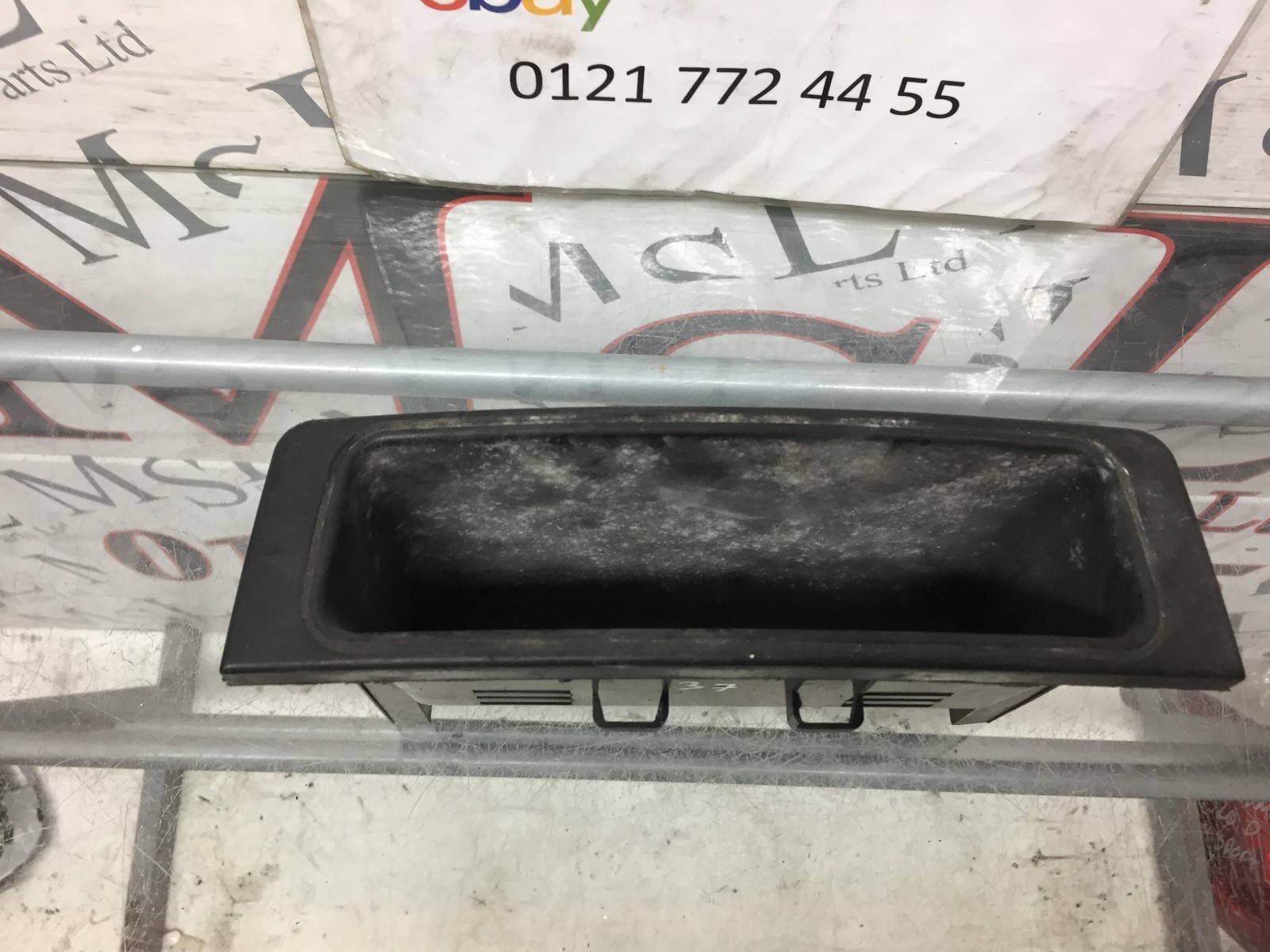 (AS) MERCEDES BENZ W203 C CLASS STORAGE COMPARTMENT MIDDLE CONSOLE ...