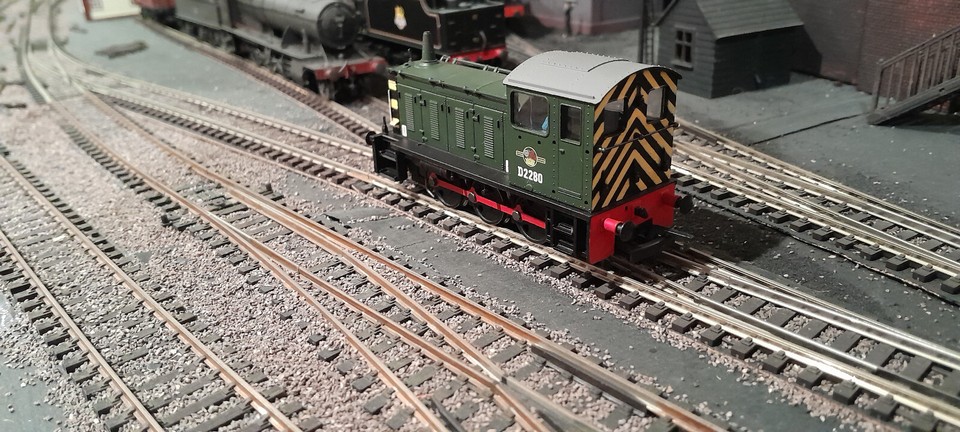 Bachmann 03 shunter 'D2280' (NEW) | eBay UK