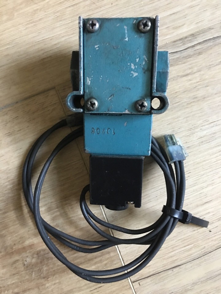 Haas 40T TRP solenoid Assy. used 32-5620 or SVC# 93-2852 | eBay