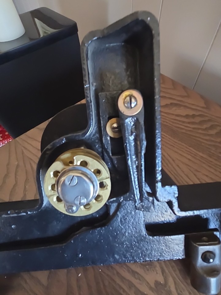 Antique Complete Safe Co. #4 Number Combination Dial Mechanism Demo ...