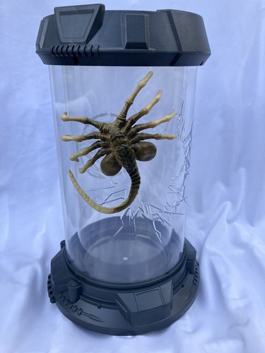 Regal Cinema Exclusive Facehugger New Alien Romulus 2024 Light Up ...
