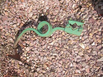 JOHN DEERE SPRING TOOLBAR CULTIVATOR SHANK c1342 40 420 430 1010 4020 ...