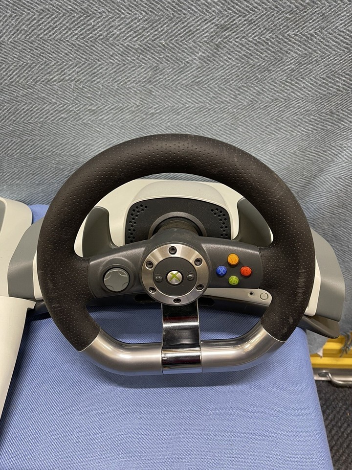 Microsoft Xbox 360 Wireless Racing Steering Wheel With Pedals and Clamp ...