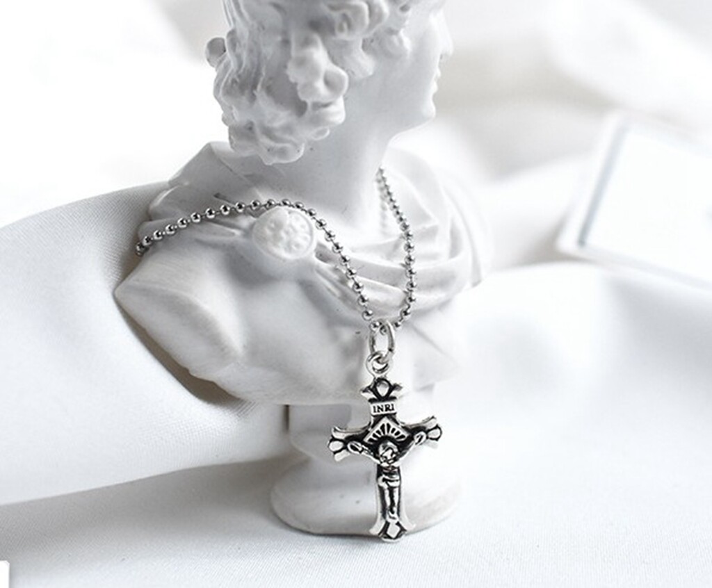 Women 925 Sterling Silver Vintage Jesus on Cross Pray Chain Necklace 16 ...