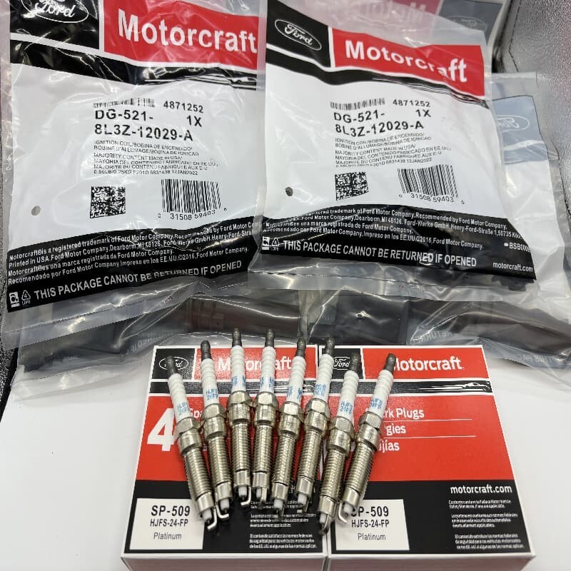 OEM Motorcraft 8 Ignition coil DG521 & 8 Spark Plug SP509 Fit Ford F150 ...